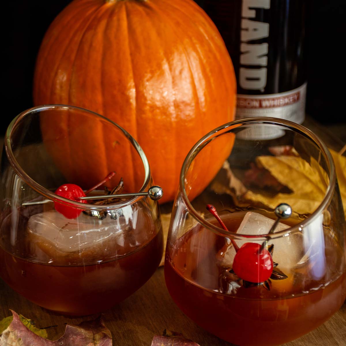 Pumpkin Spice Old Fashioned - Cleveland Whiskey - Fall Cocktail